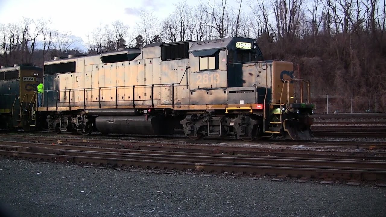 Starting a CSX GP38-2 - YouTube