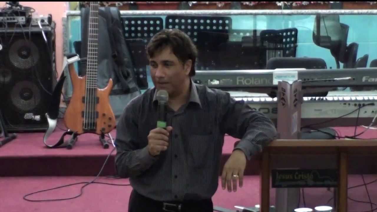 Mensagem Pr. Helder Machado - 06-11-13 - YouTube