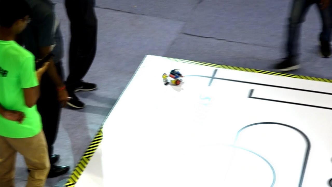 Fastest Line Follower Challenge at TechnoXian World Robotics ...