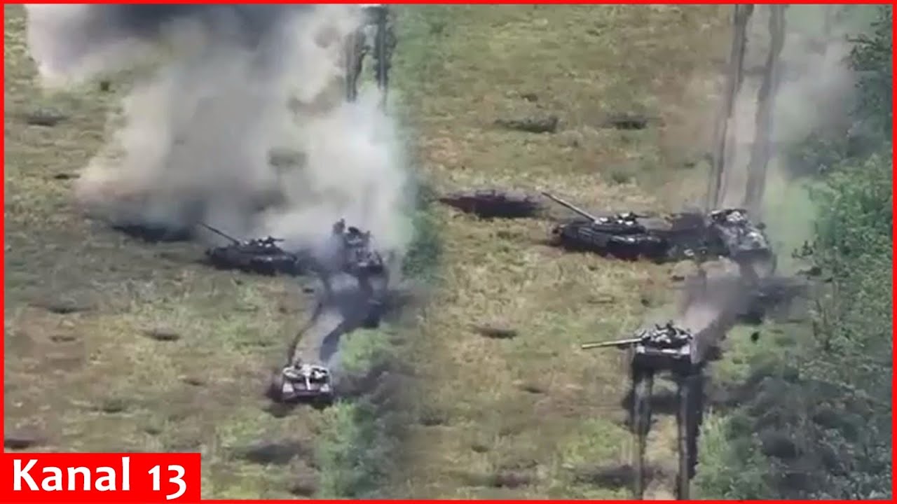 Russian tank convoy drives over minefield - Ukrainian army parades ...