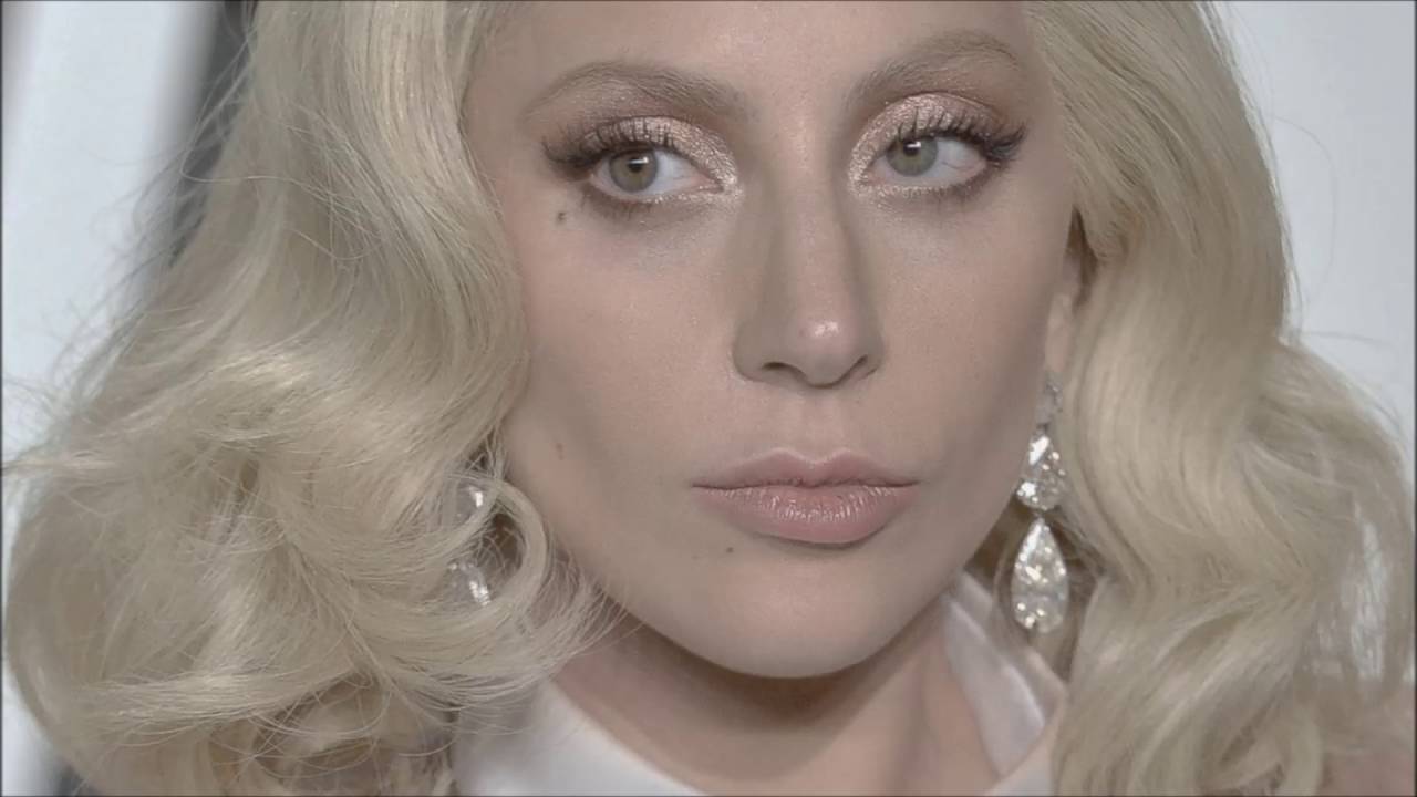 Lady Gaga - Poker Face for french horn - YouTube