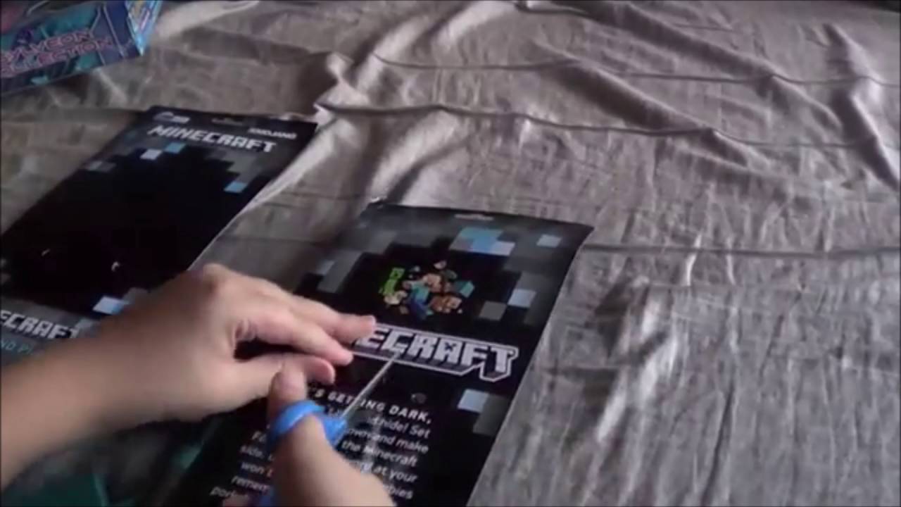 MINECRAFT UNBOXING #1 (2016) (BED REVEAL) (OMG EPIC PICKAXE) - YouTube