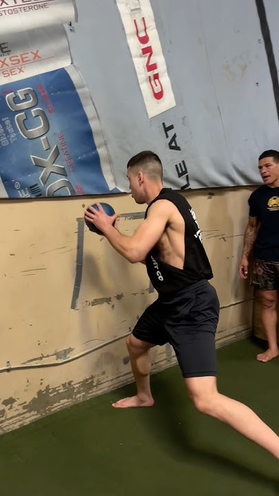Strength and conditioning training for mma fighter. - YouTube