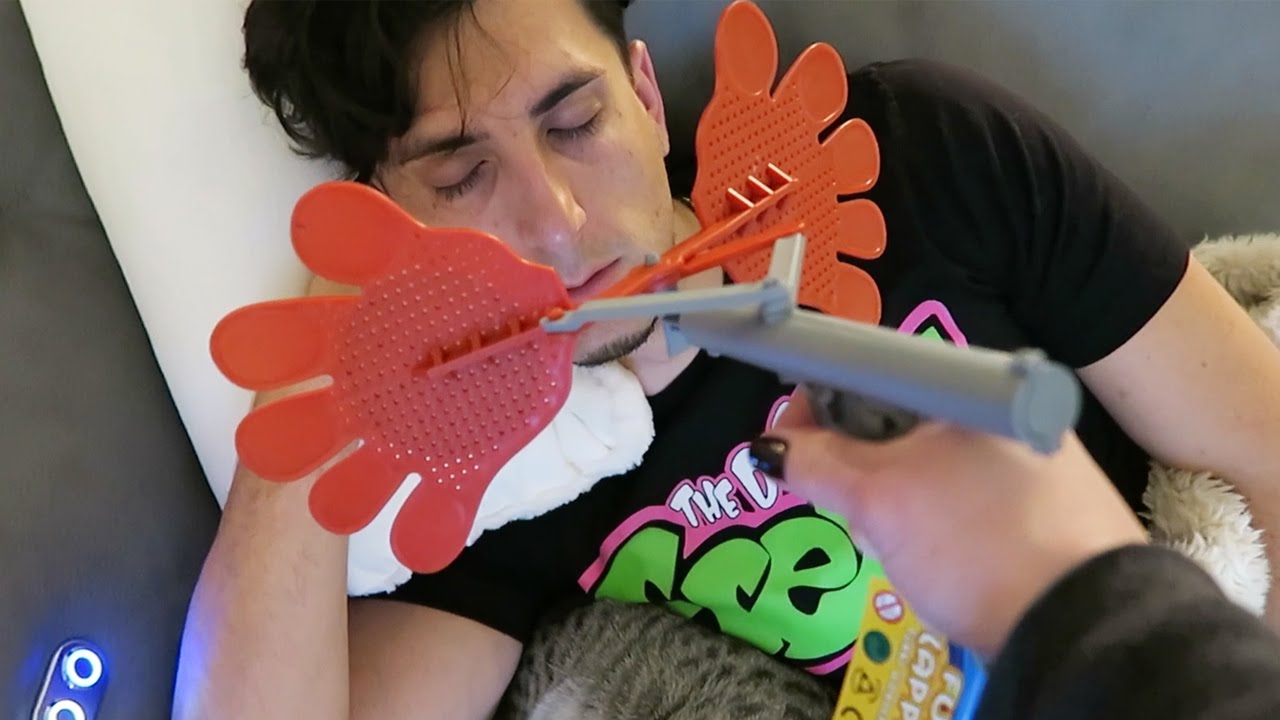 SLAP MACHINE PRANK! - YouTube