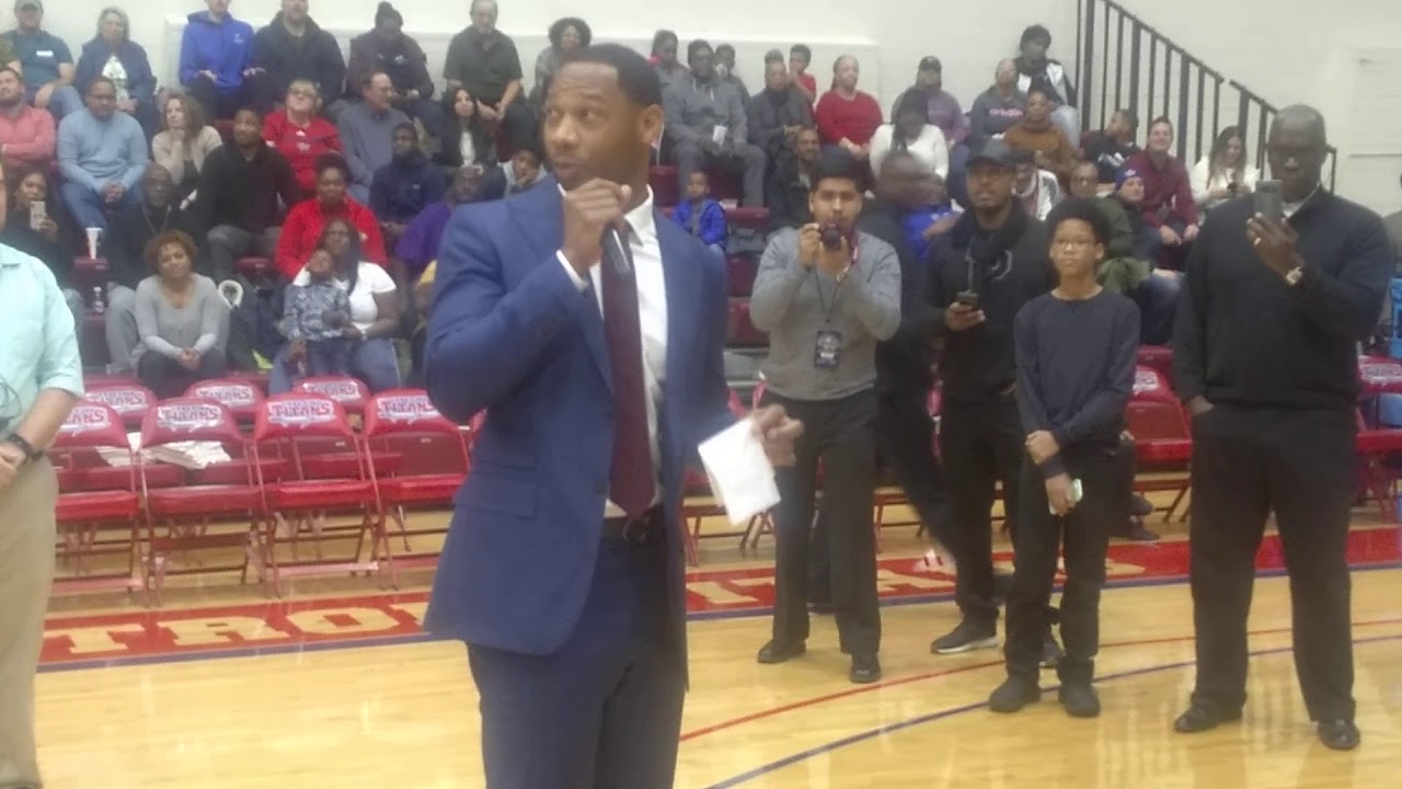 Perry Watson and Willie Green ( Detroit Mercy Jersey retirement) - YouTube