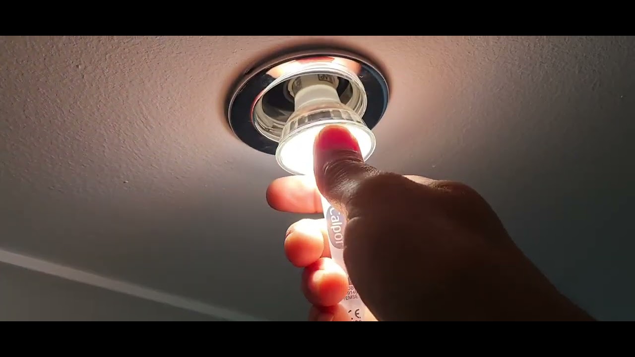 How to replace GU10 LED bulbs - YouTube