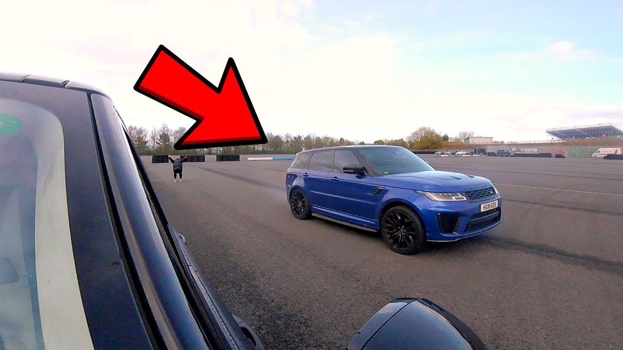 My Old Range Rover SVR DESTROYS Cocky New SVR! - YouTube