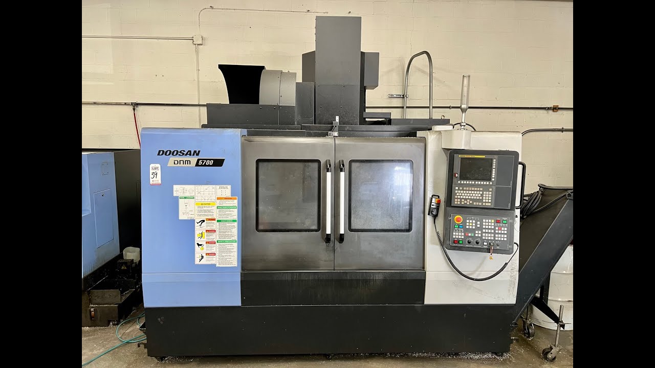 2017 DOOSAN DNM 5700 VERTICAL MACHINING CENTER ONLINE AUCTION BY UNITED ...
