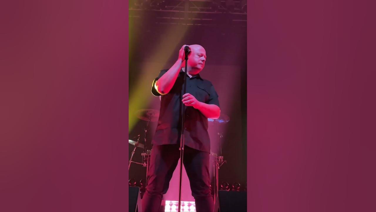 VNV Nation - "Save me" [live at Progresja Warszawa 19.02.2025] - Construct//Destruct Tour - YouTube