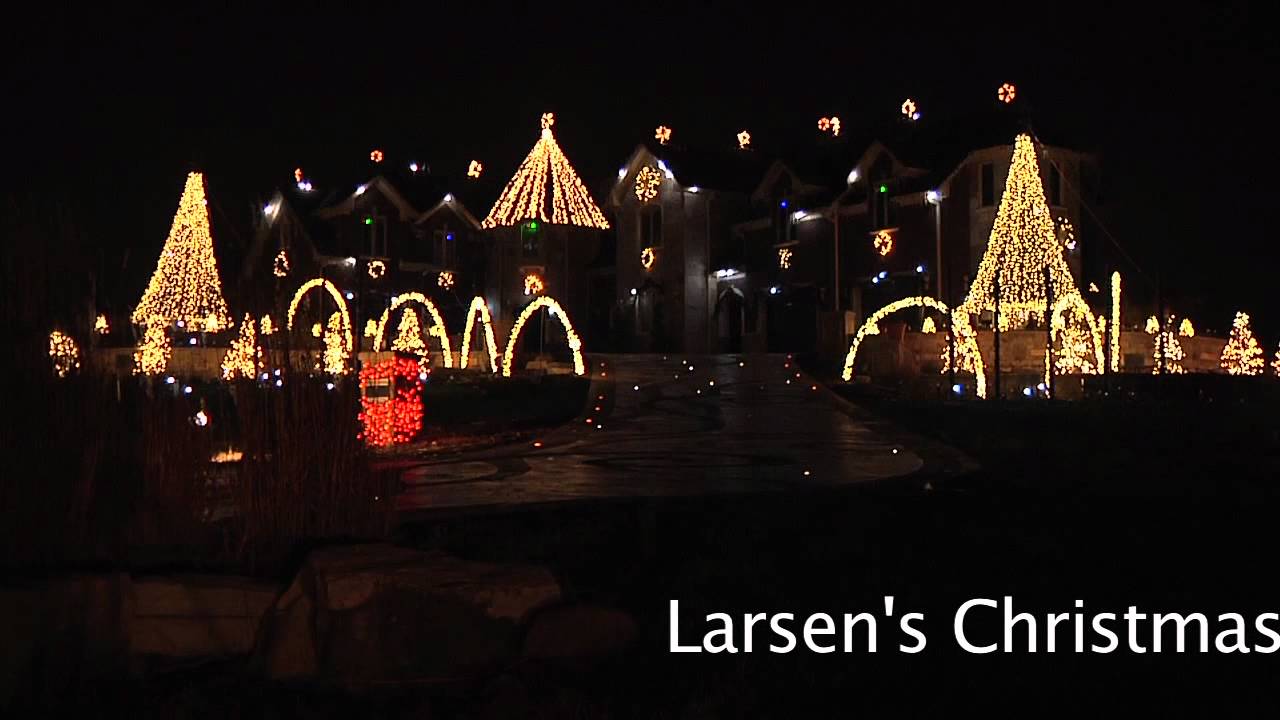 Larsen's Christmas Light Show 2011 Reflections of Earth - YouTube