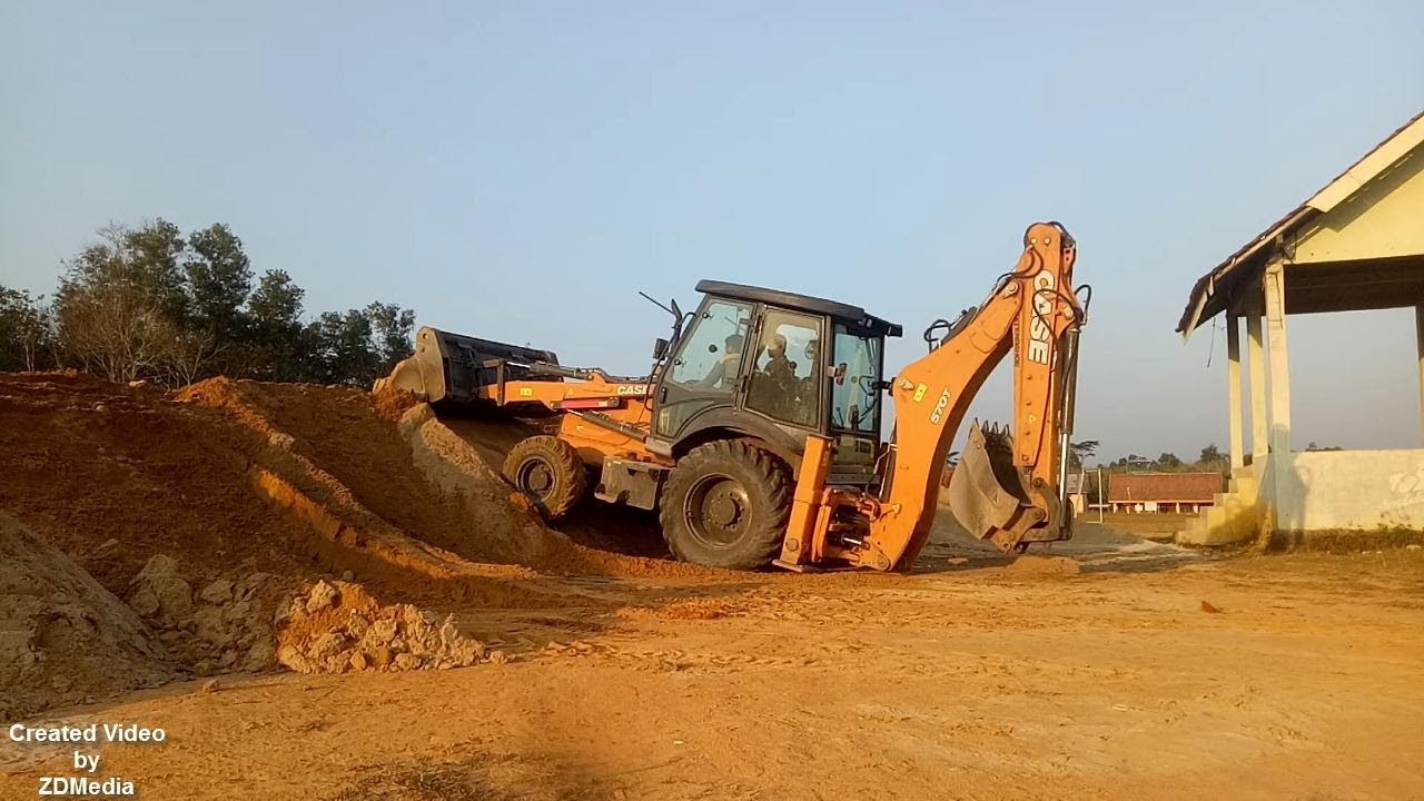 Case 570T Series Backhoe Loaders Amazing Dozer Work on Sandy Place ...
