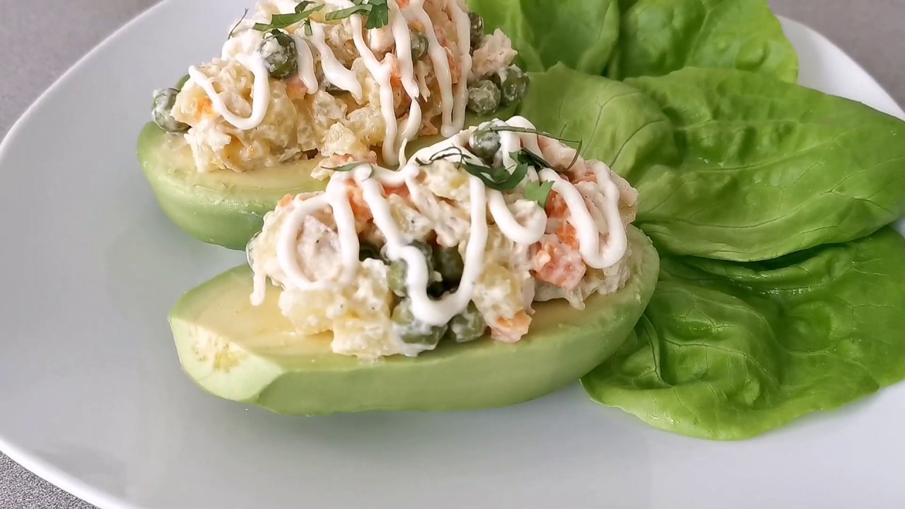 Palta rellena. Aguacate relleno. Stuffed avocado. Авокадо с начинкой ...