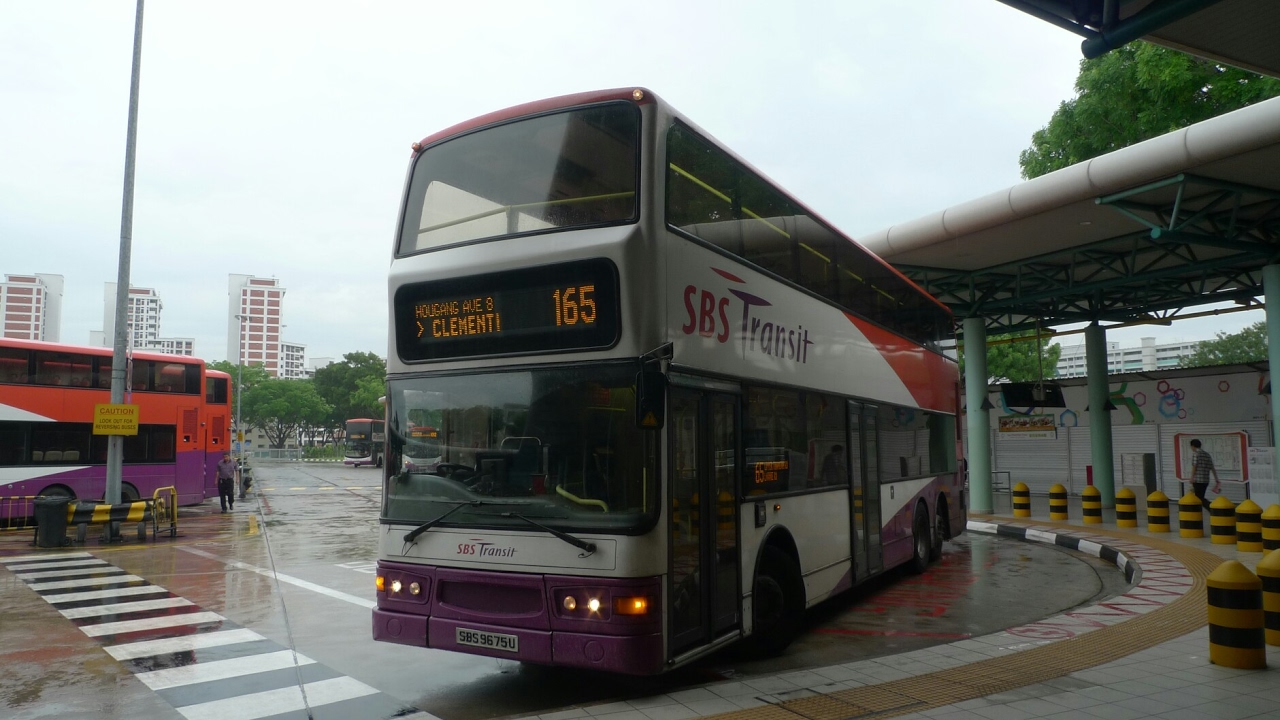 SBS Transit Bus Service 165, SBS9675U - YouTube