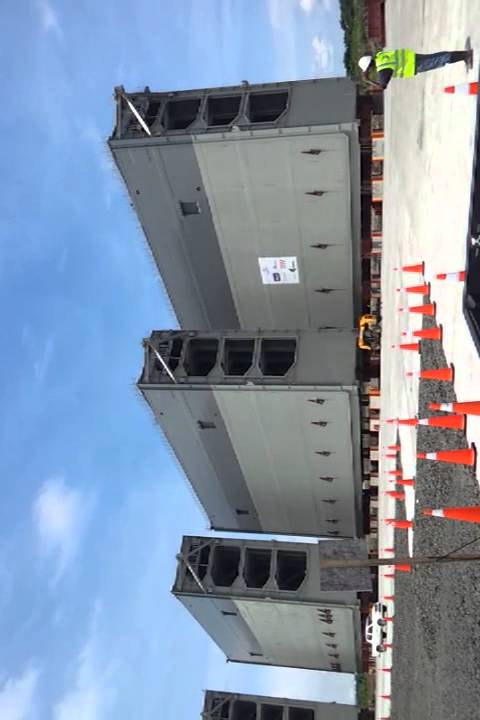 Worlds biggest Lock Gates - YouTube