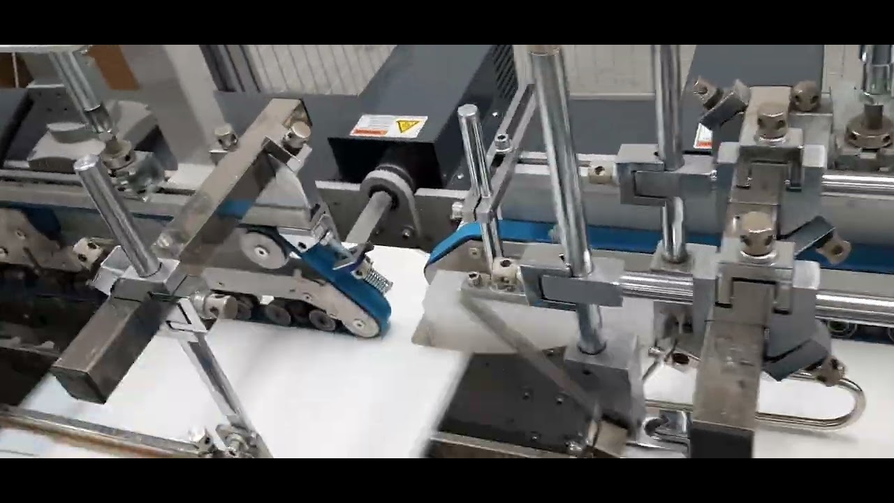 Large Crash Lock Bottom Carton on DGM Smartfold 800SL - YouTube
