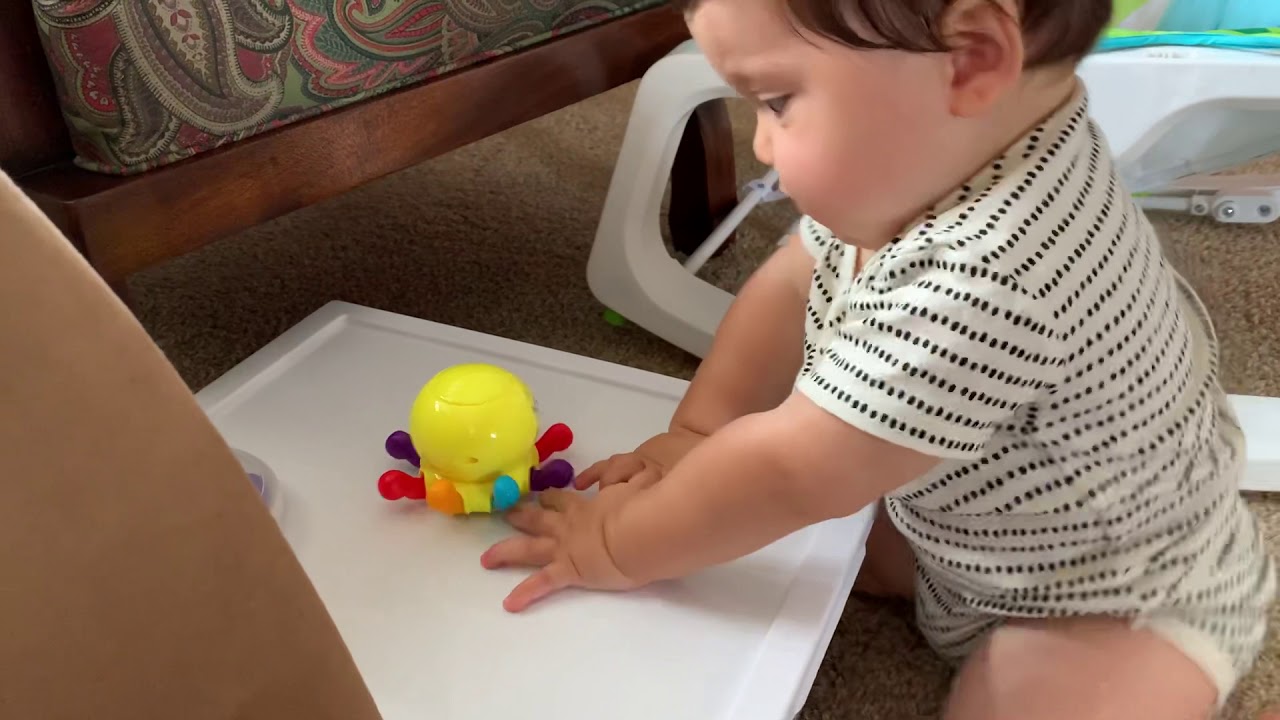 Baby Luke with Favorite Octopus Toy - 11.14.20 - YouTube