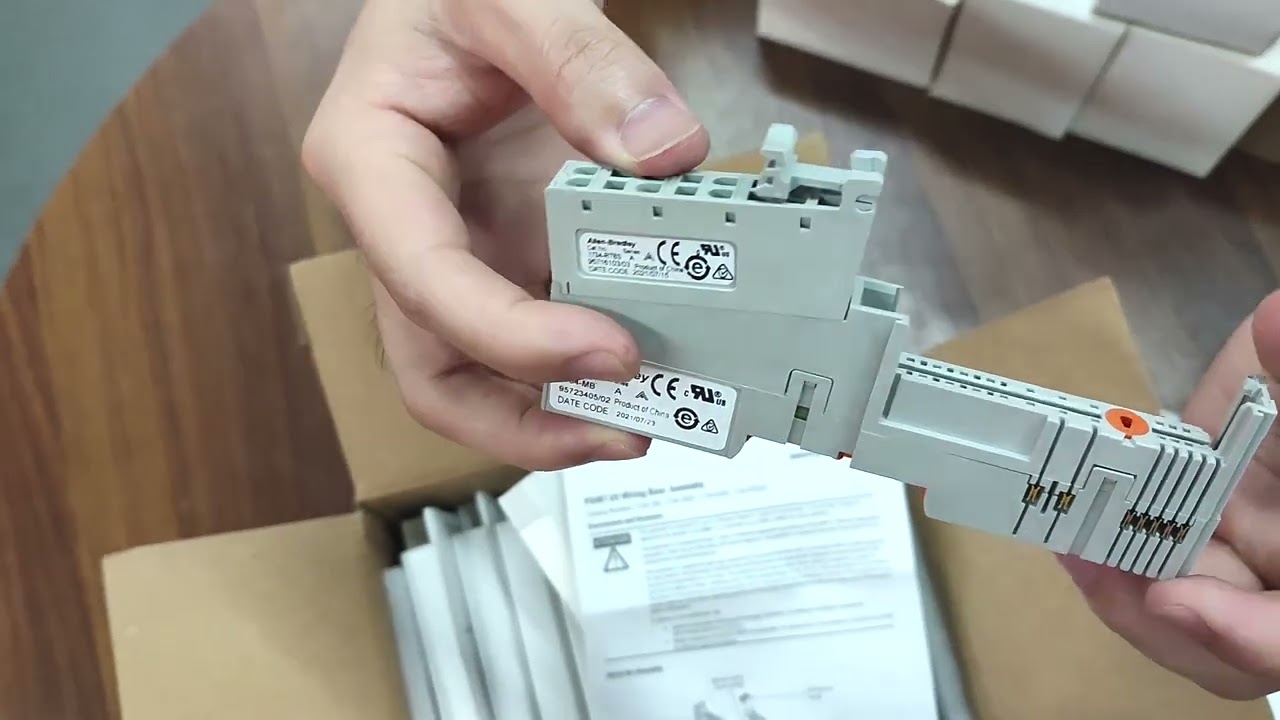 1734-TBS Allen Bradley - YouTube