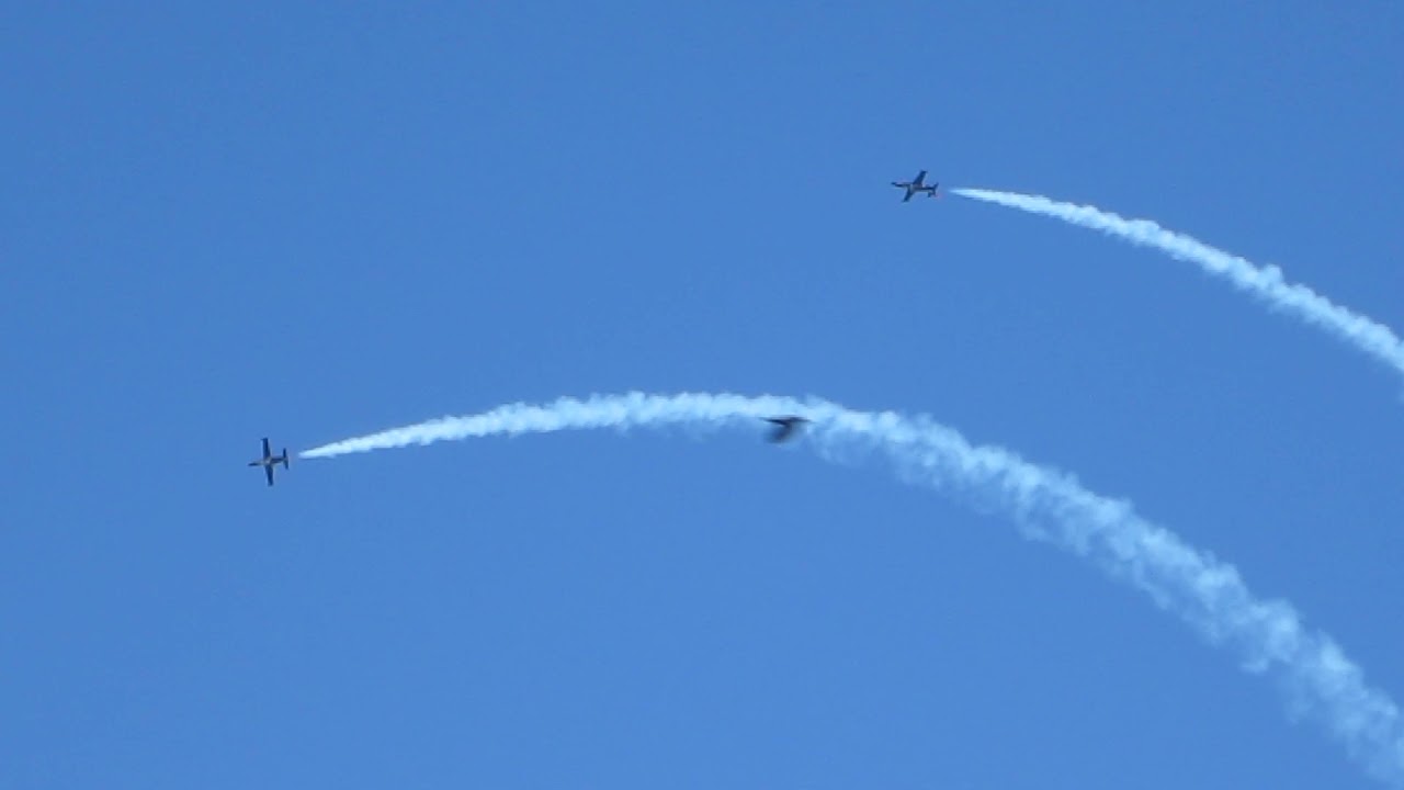 Blue Angels #5 #6 Doing A Loop Over San Francisco Bay | Blue angels in ...