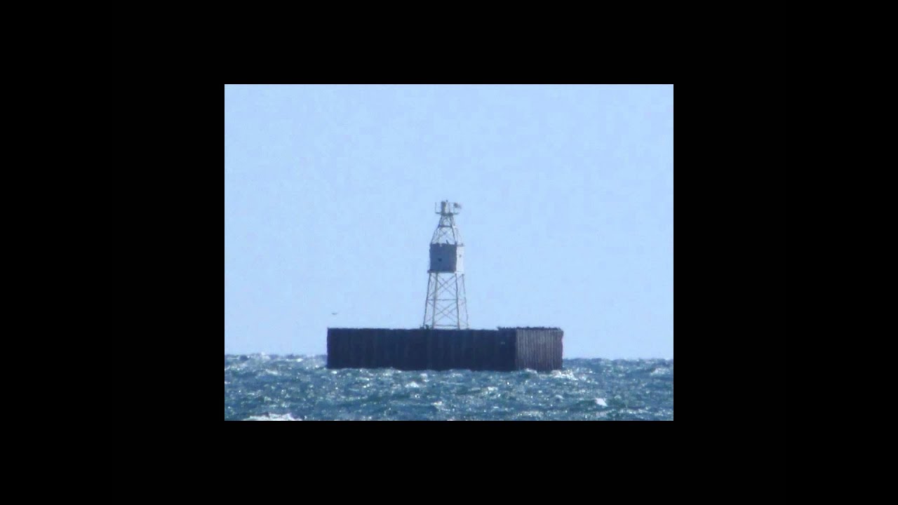 The Racine Reef Lighthouse - YouTube