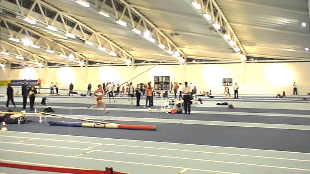 Ellie Spain Pole Vault - 4.30m attempt 2007 - YouTube