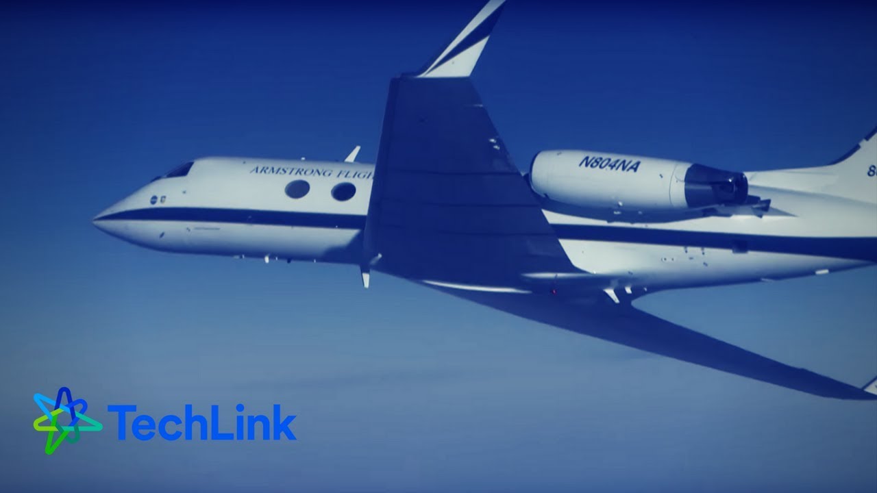 The FlexSys Flexible Wing Technology for Aircrafts - YouTube