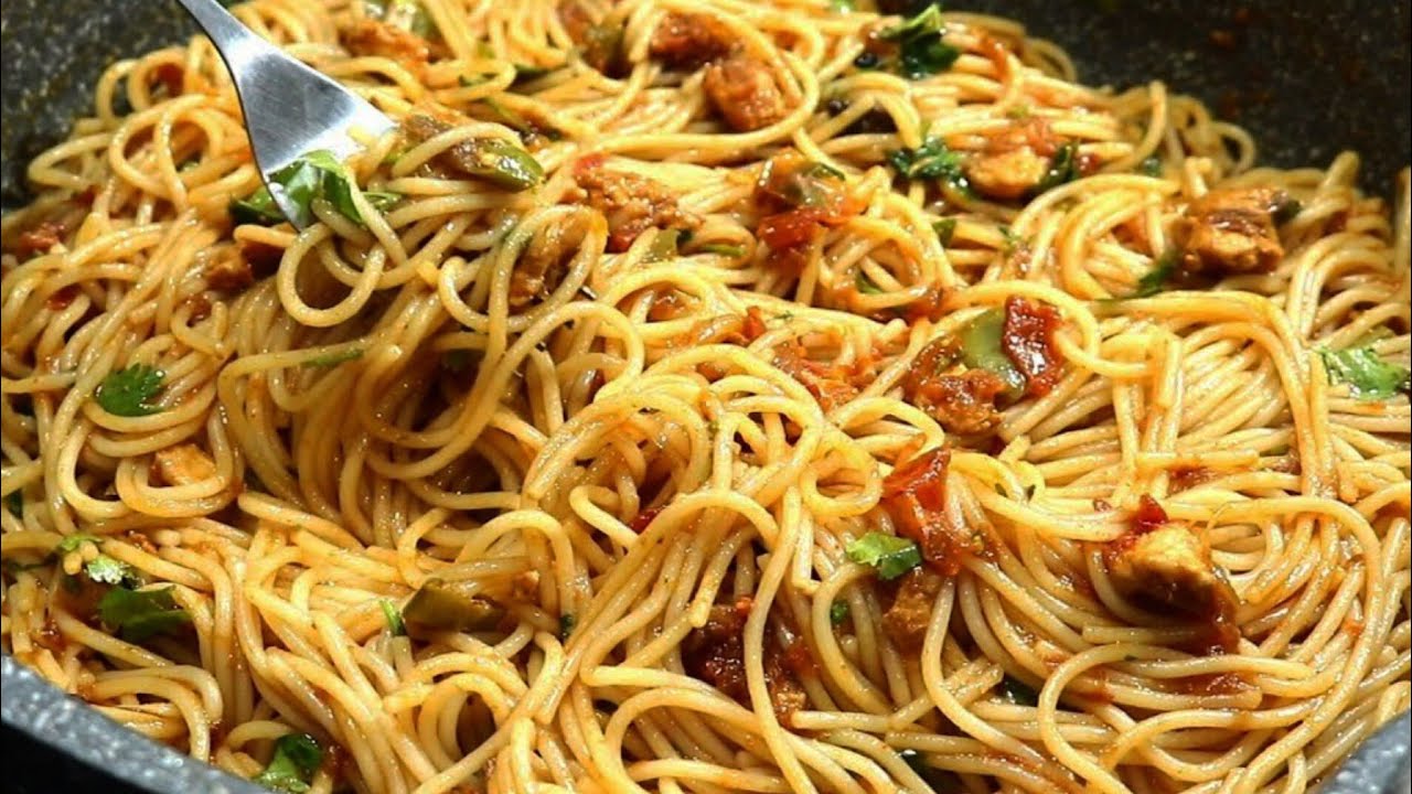 Spaghetti Biryani Recipe || Quick Biryani Pasta || Naz's Kitchen - YouTube