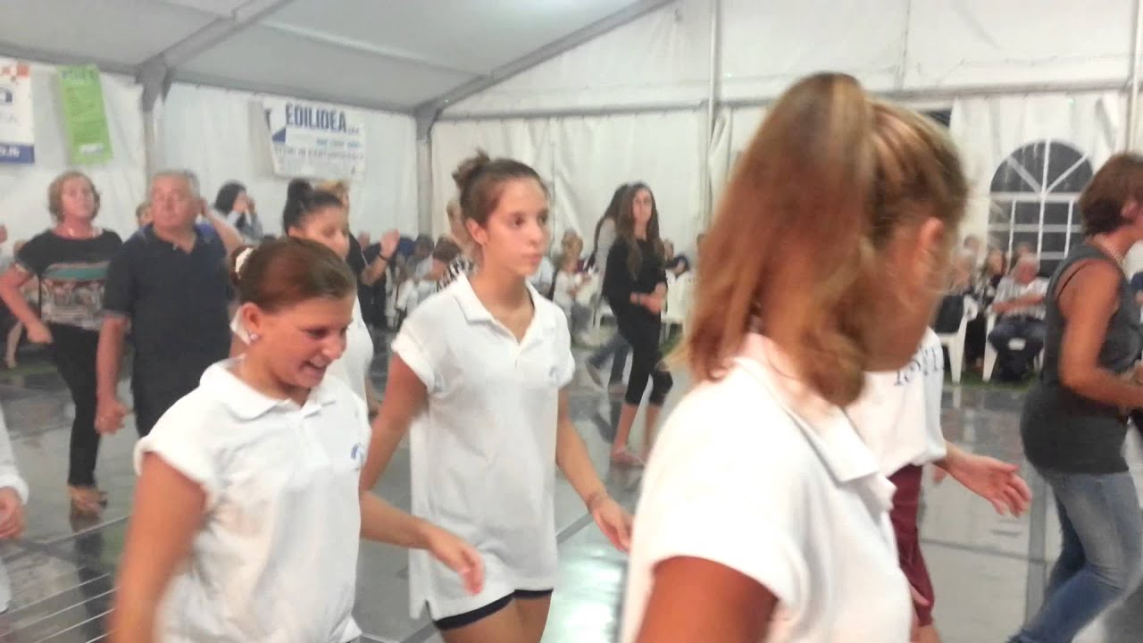 Sagra Isiata 2013... si continua a ballare con I TITANI !!!! - YouTube
