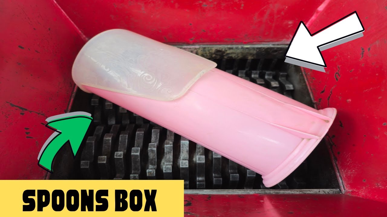 Machine vs Spoon Box - YouTube