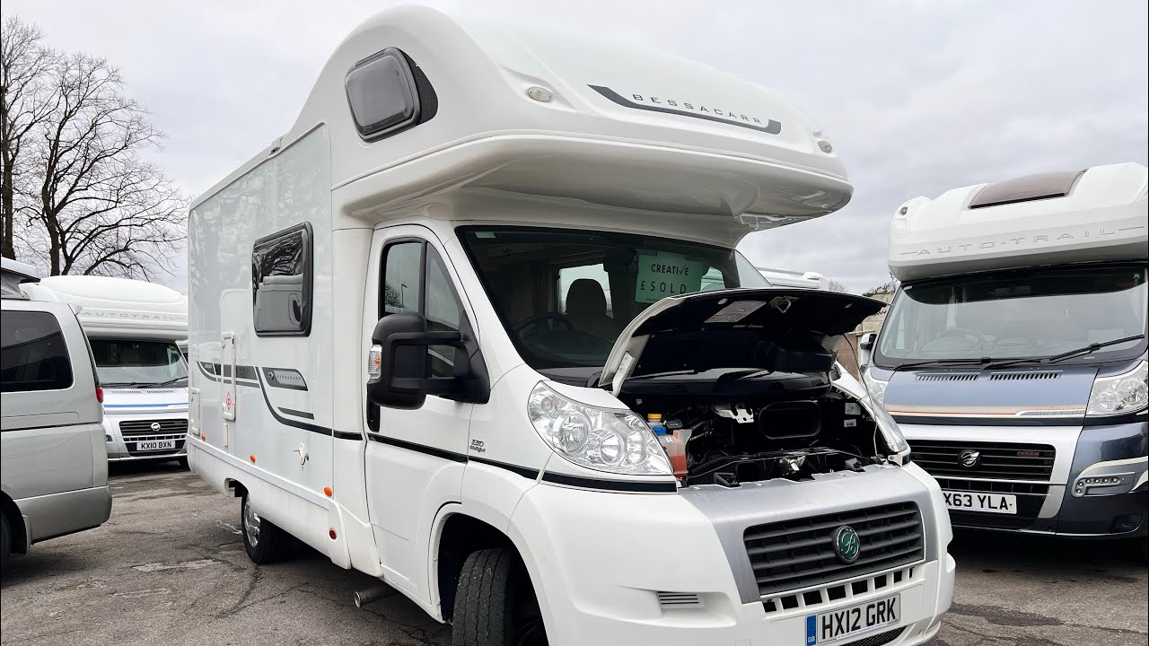 Bessacarr E435 Handover video (Part 1) - YouTube