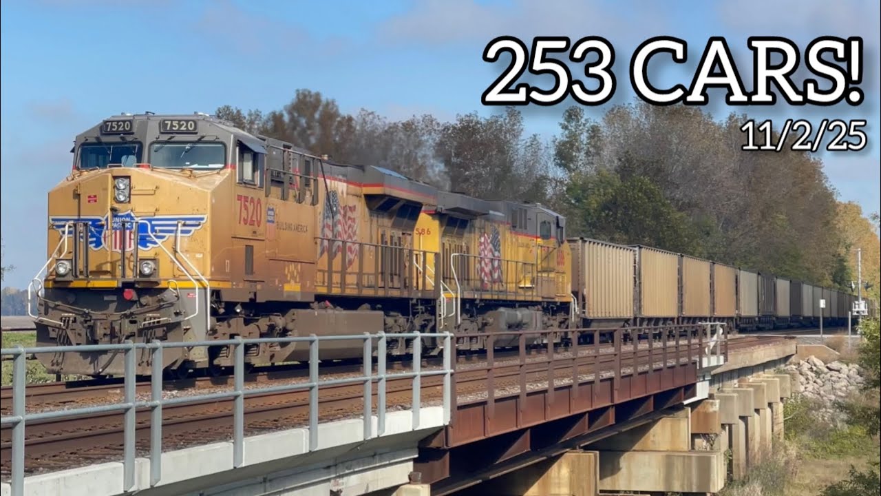 Dense fog and a 250+ car coal drag in Fountain, IL - YouTube