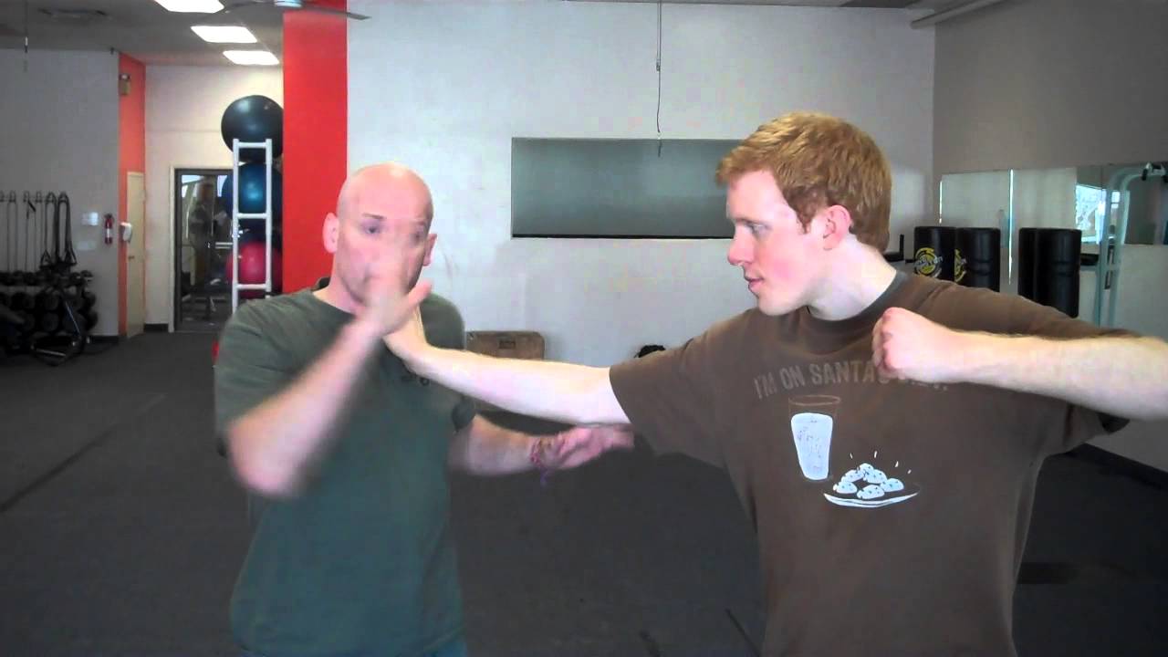 Single Hand Front Choke Defense - YouTube