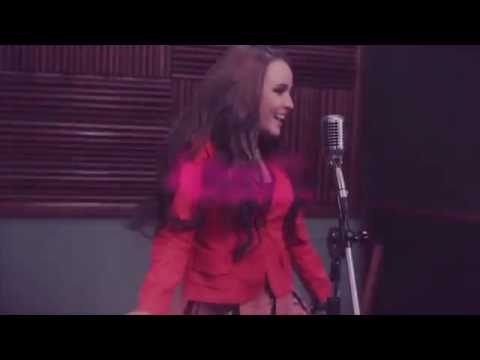 larissa manoela - Entre borrachas apontadores (lyric)