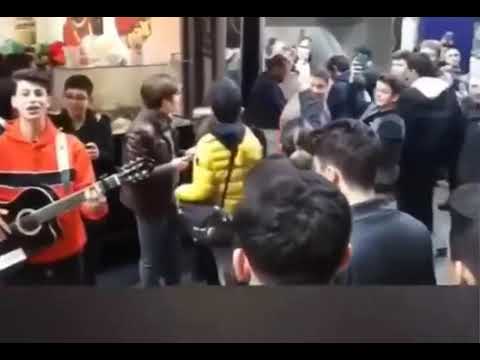 Ali usta gitar çalan çocuklara tepkisi