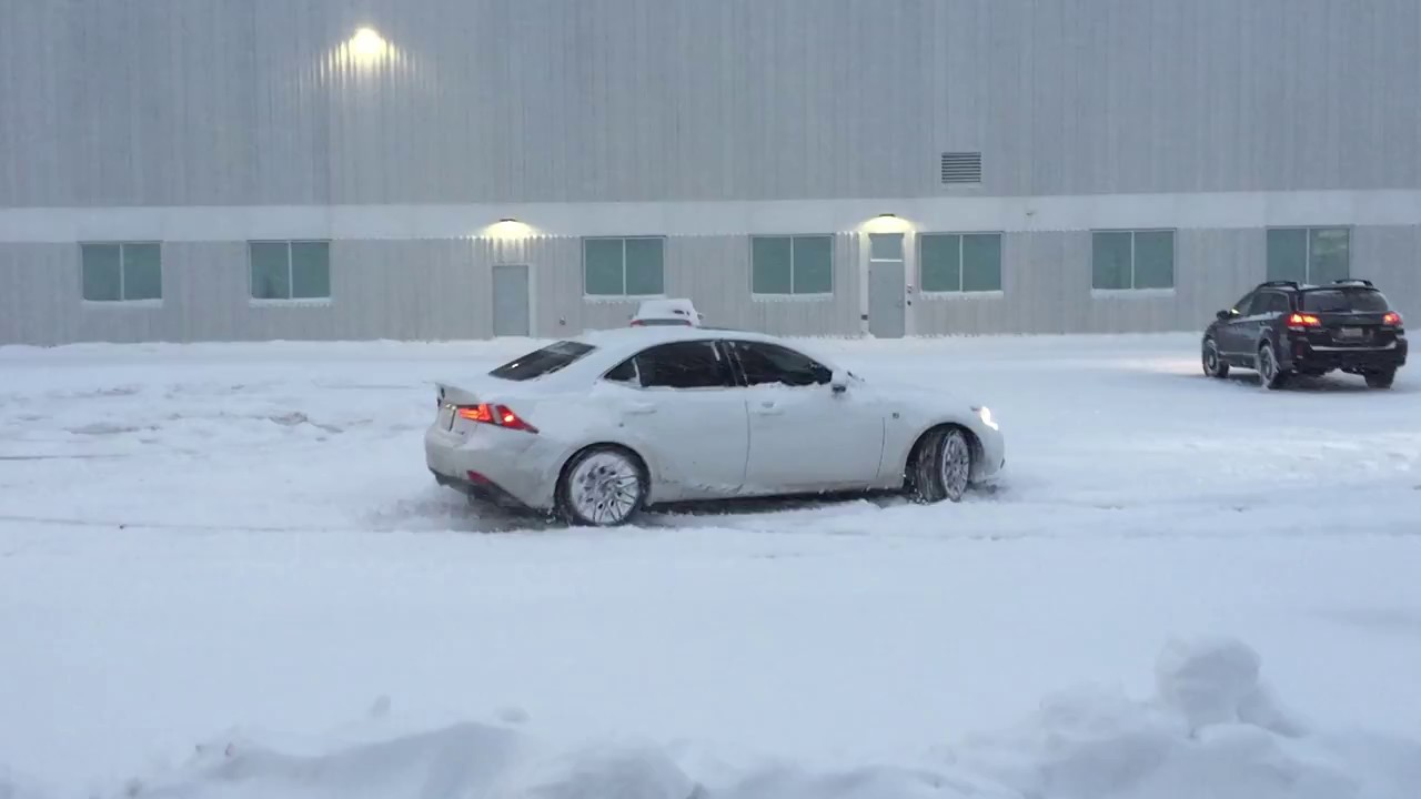 Lexus IS350 AWD Drift in Snow - YouTube