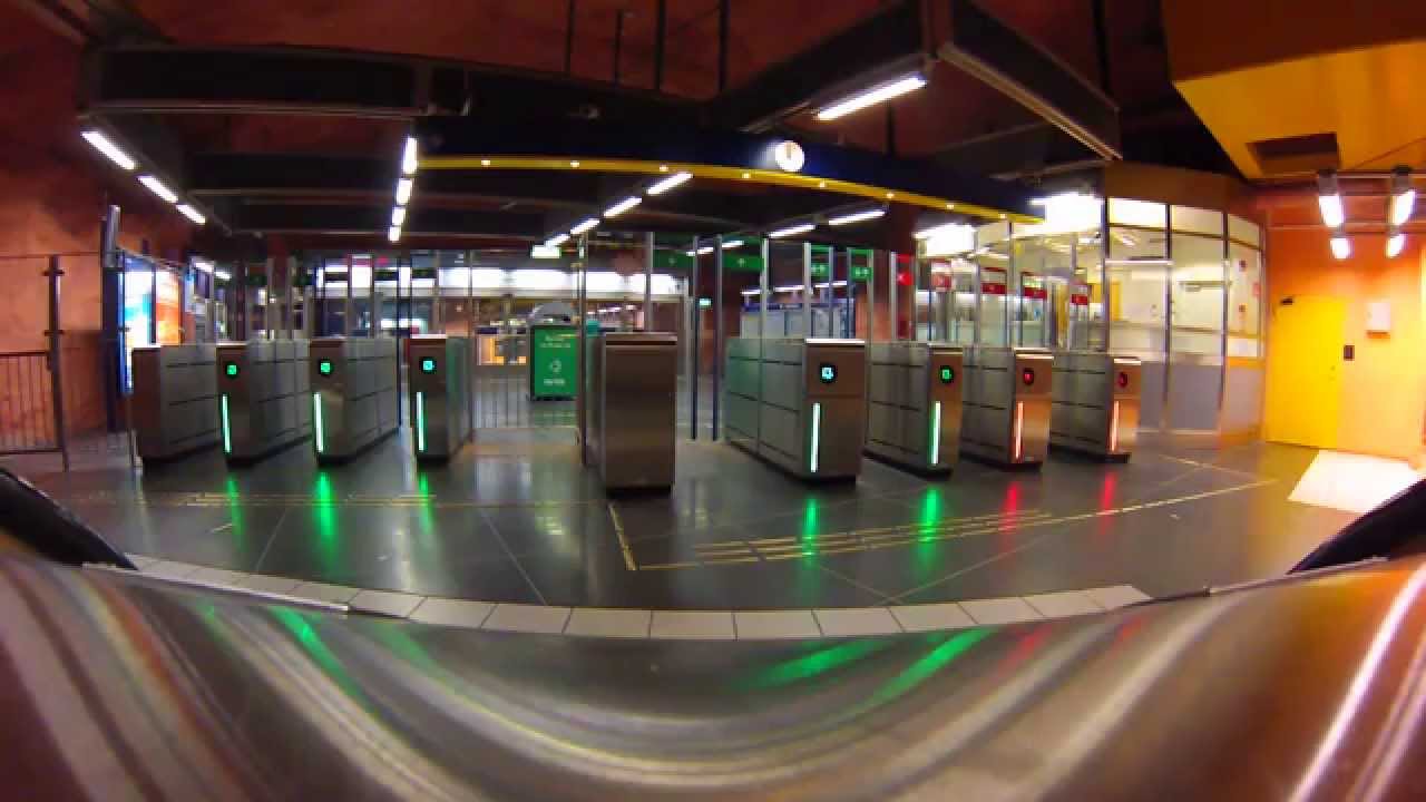 Stockholm Metro Tunnelbana T-bana Tour - YouTube