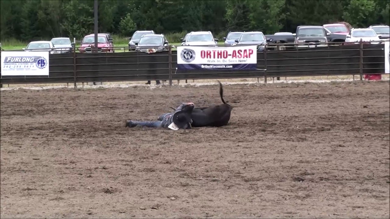 Matt Boettcher Rodeo 2017 - YouTube