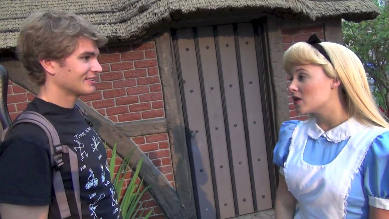 Meeting Alice in Wonderland, and Emma and Macy AKA Elsa and Anna from ...