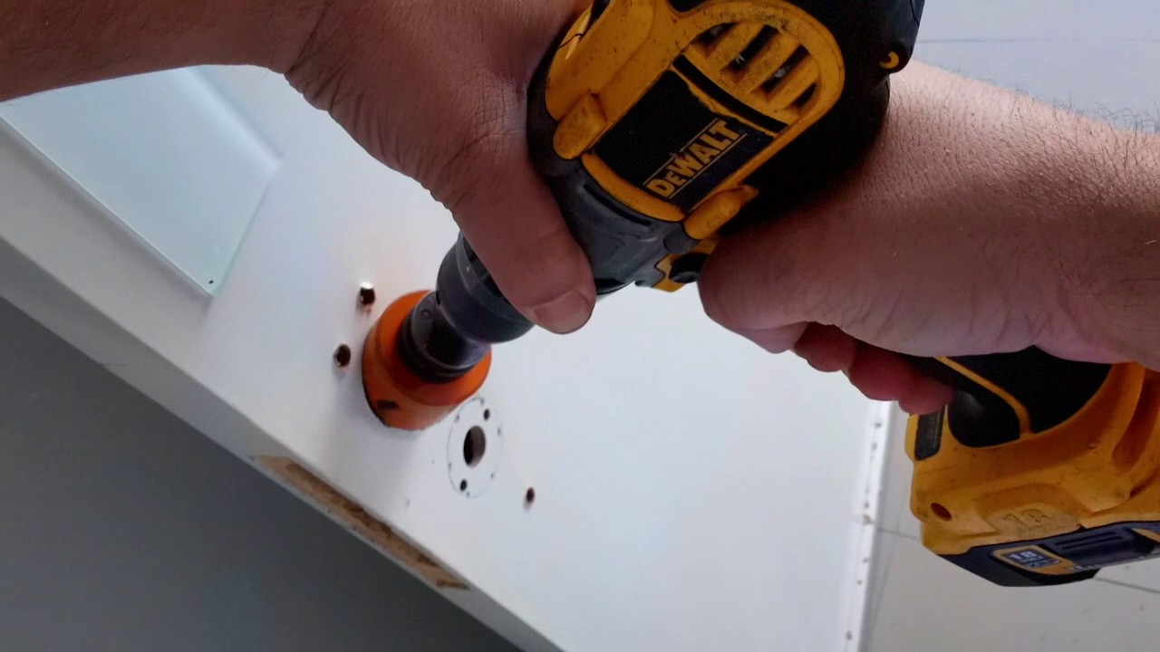 Quick video on how to install Kaba EF680 - YouTube