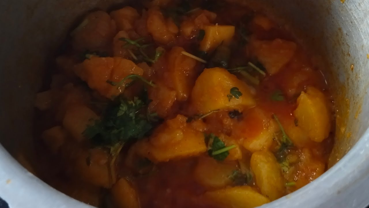 Aloo curry, masala potato mashed curry,spicy simple tasty aloo curry ...