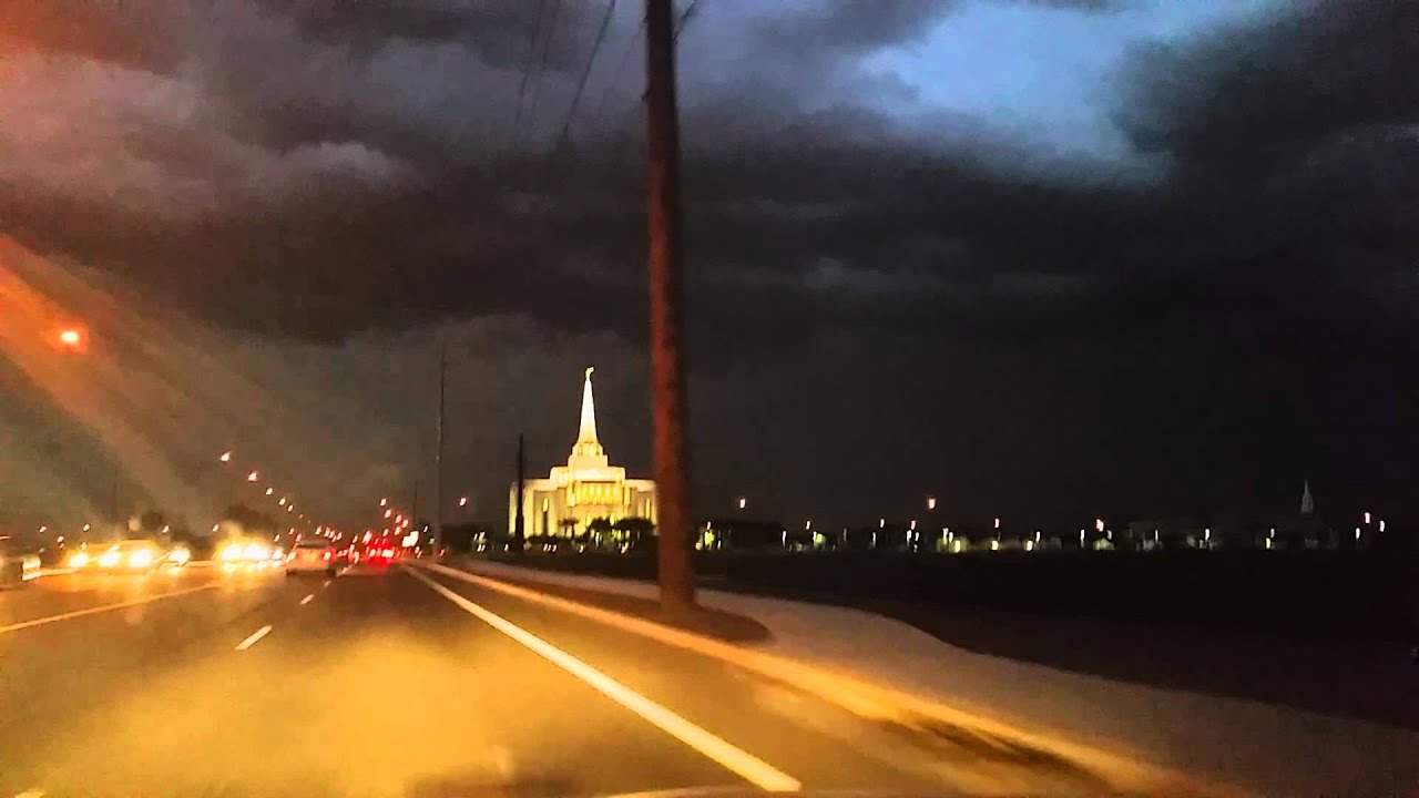 Phoenix Summer Monsoon lightning Storm - YouTube