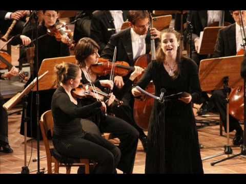 Nuria Rial - Vada adagio, signorina - Haydn - YouTube