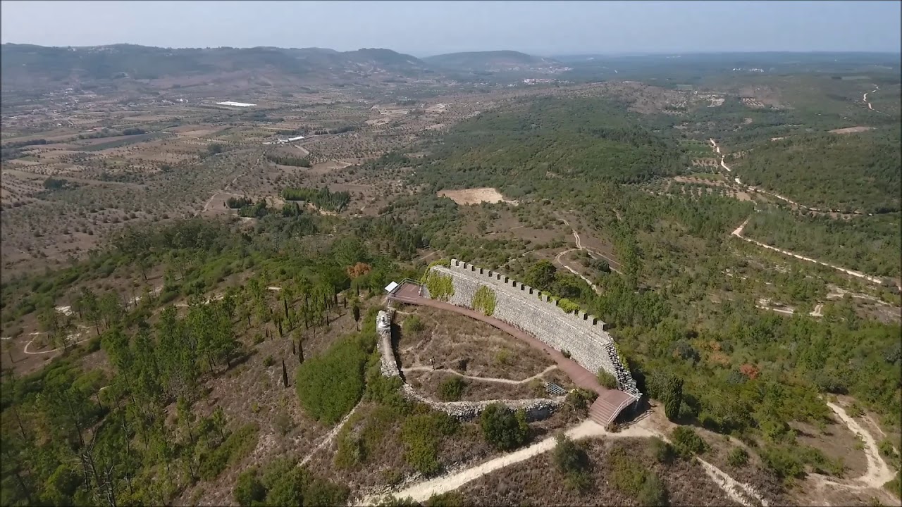 Vista aérea Castelo do Germanelo - Penela - YouTube