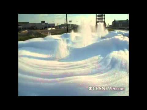 Fountain Overflows with Suds - YouTube