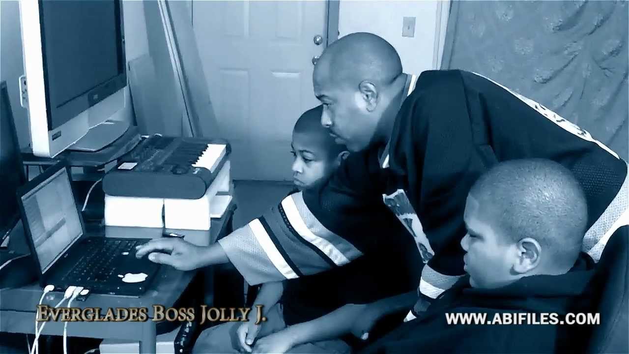 Kids making beats - YouTube