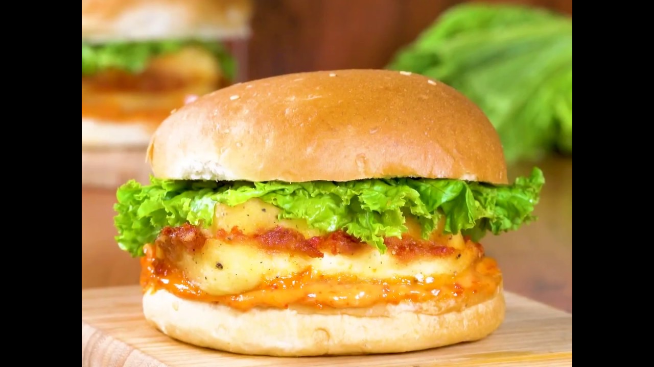 Homemade KFC Paneer Zinger Burger | Paneer Zinger Burger | KFC Paneer ...