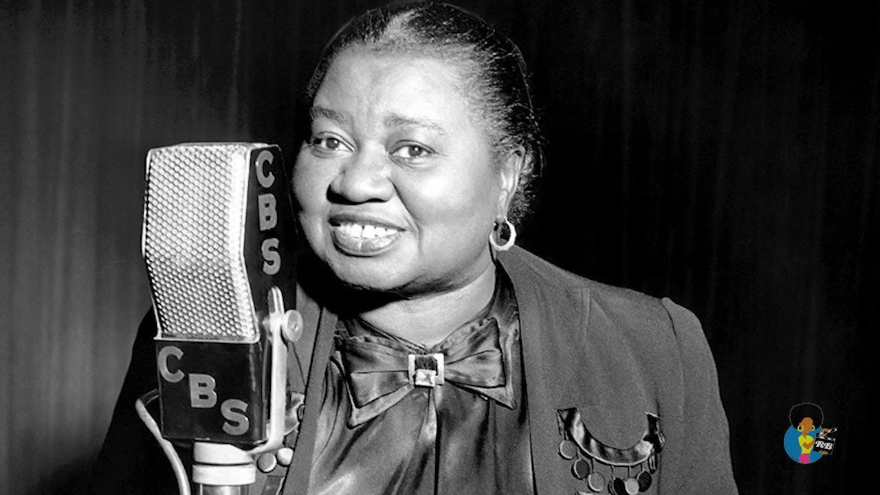 Blueberry Hill 1943 Radio Variety Show Feat Hattie McDaniel YouTube Blueberry Hill 1943 Radio Variety Show Feat Hattie McDaniel YouTube
