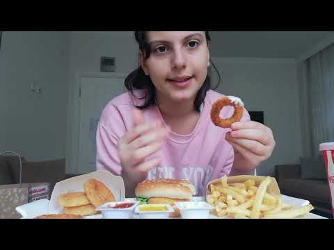 HAMBURGER MUKBANG - Ablamla Netflix ve Exxen gibi dijital platformlardan bahsettik 🥰