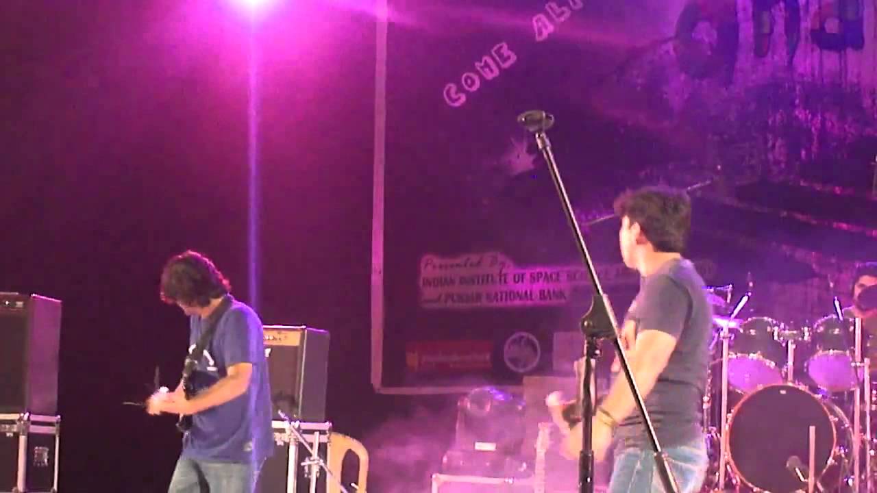 Dhanak IIST 2011 KAASH band - YouTube