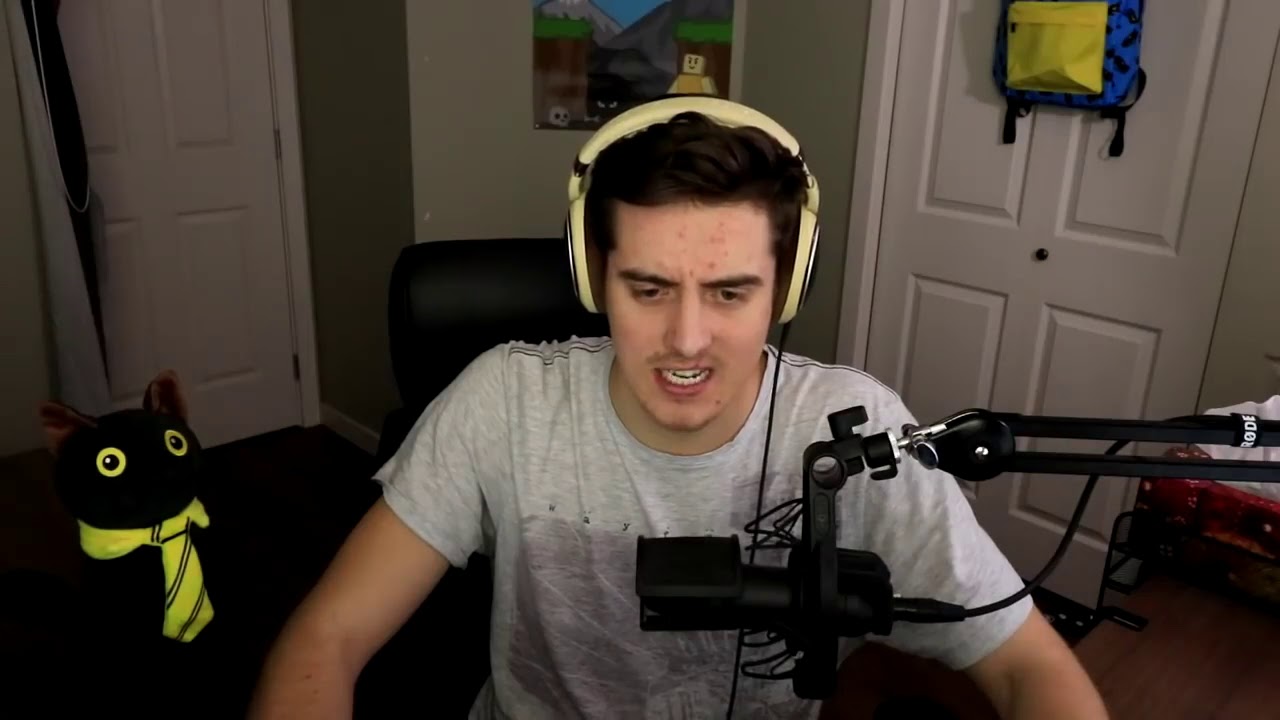 Denis! DENIS vs THE ULTIMATE MINECRAFT DROPPER! - YouTube