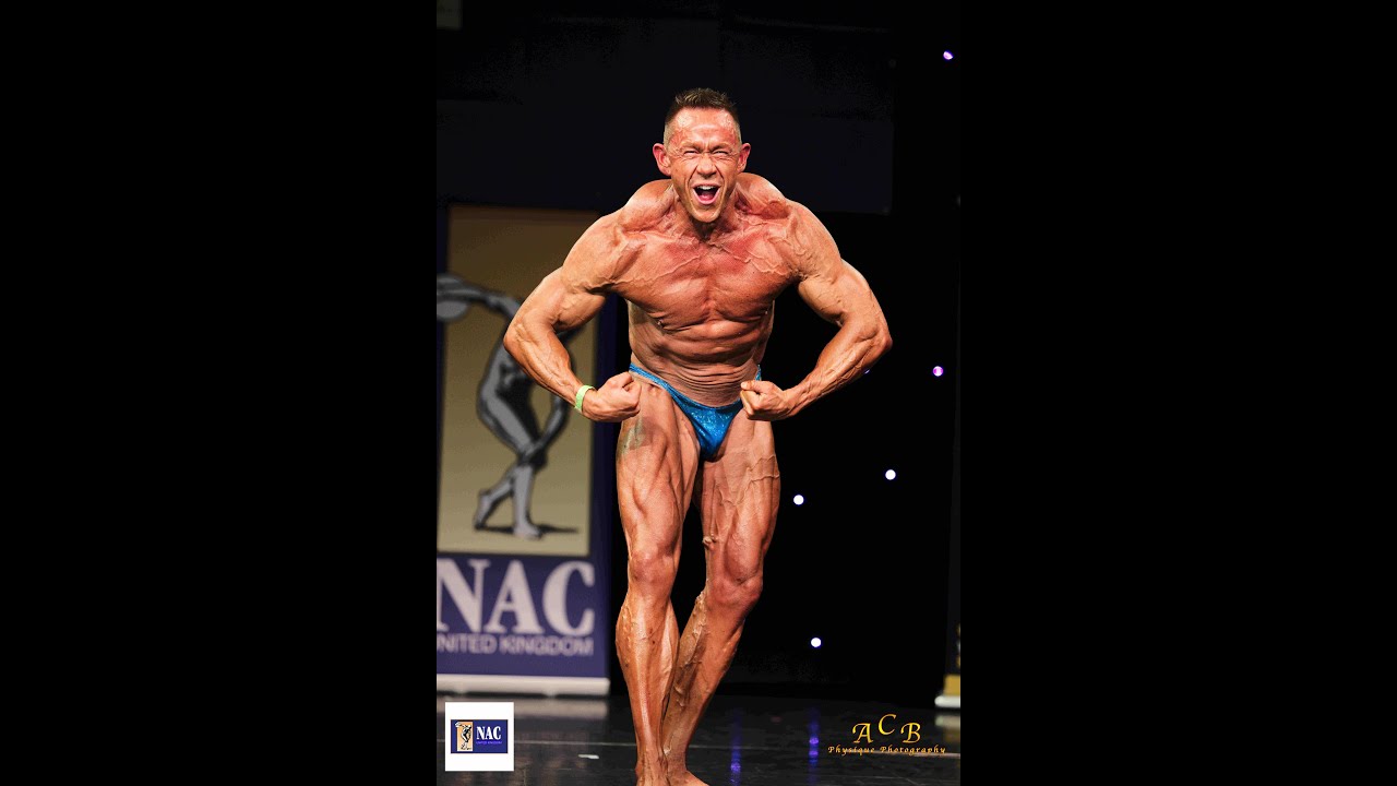 NAC UK Muscle master Anthony Larson over 50's - YouTube